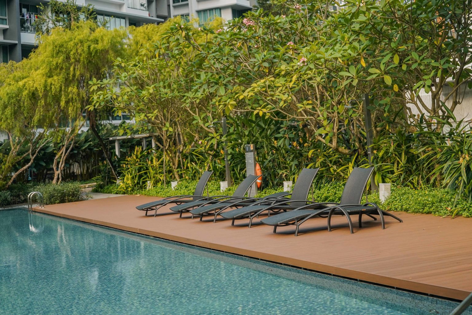 Hollow Core vs. Solid Core Composite Decking: Which Works Best for ...